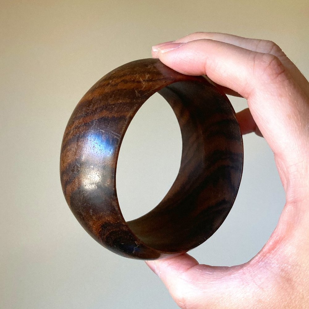 Brown Wood Bangle - Gem